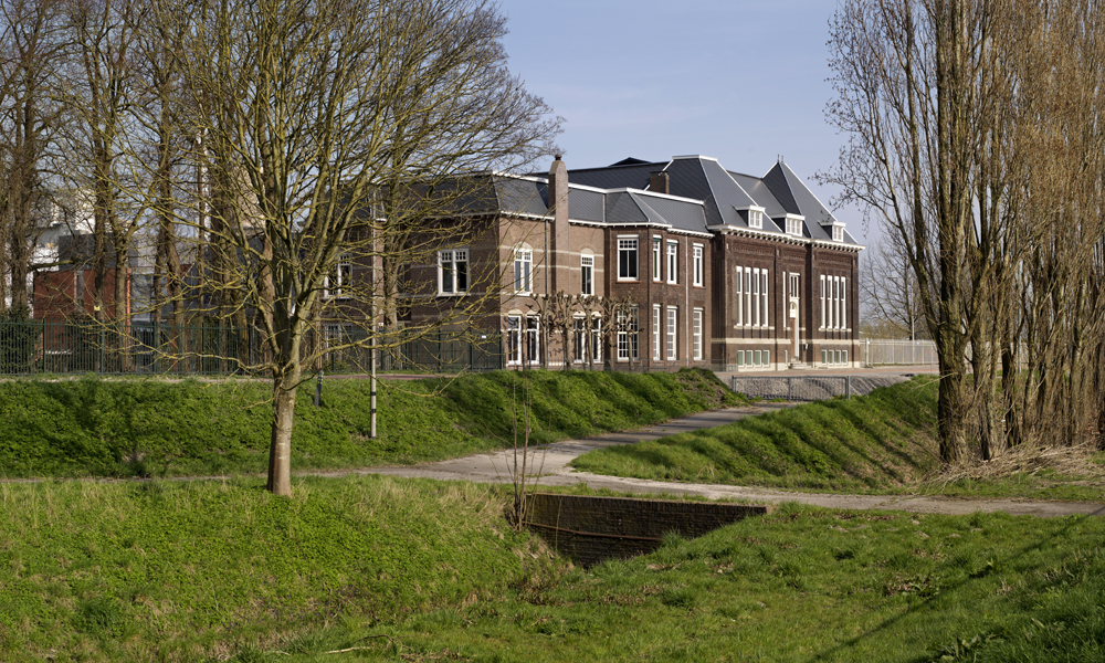 Dinteloord – Fabriekofiel